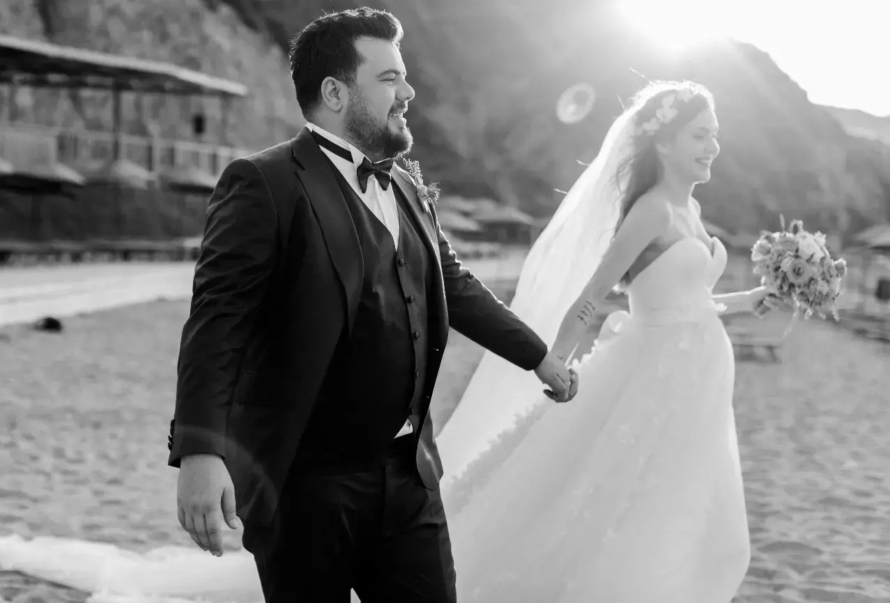 Berfu Yenenler hamile kaldıktan sonra evlendiğini itiraf etti! Ünlü ...