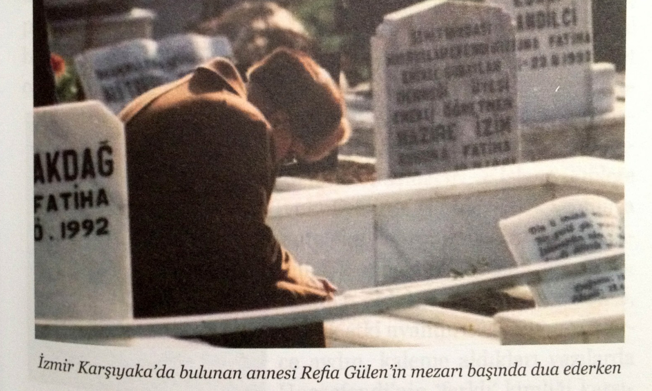Fethullah Gülen'in annesi Refia Gülen'in mezarı nerede? Terörist Gülen ...
