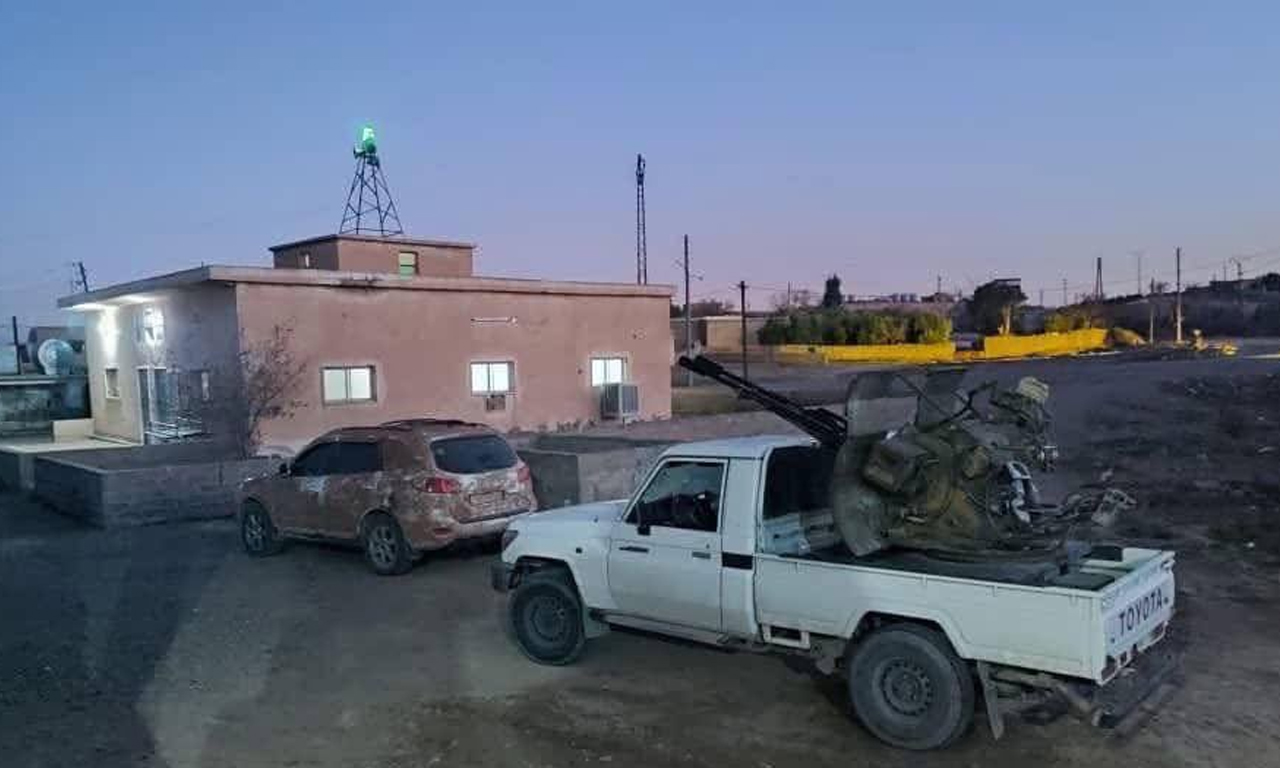 Rakka'da Arap aşiretler PKK/YPG'ye karşı ayaklandı! Yeni Suriye ordusu ...