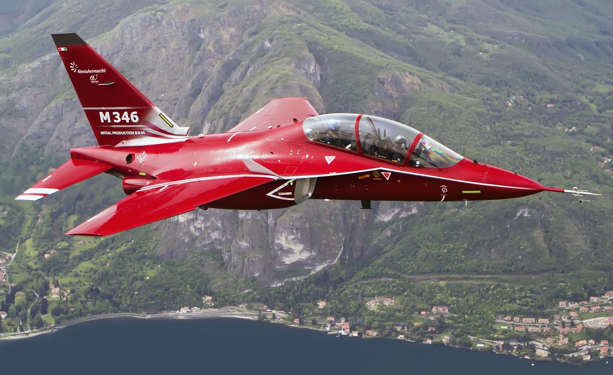 İtalyan Leonardo'nun HÜRJET direnişi: M-346 uçağı için İspanya'da son ...