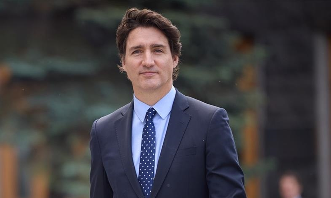 Kendisine sırt dönen partililere kulak verdi: Başbakan istifa etmeye ...