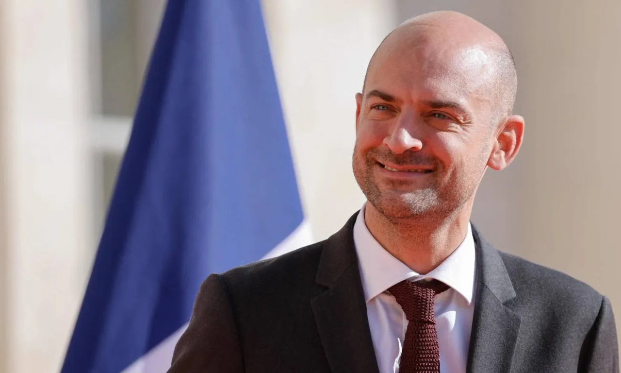 Trump'ın Grönland isteğine Fransa'dan sert tepki: İzin vermeyeceğiz ...