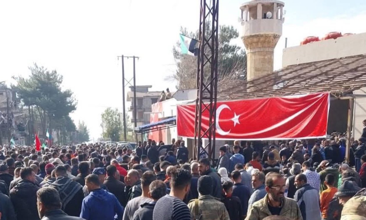 Lazkiye'de hareketlilik! Arap medyası: 'Türkiye bölgede askeri üs ...