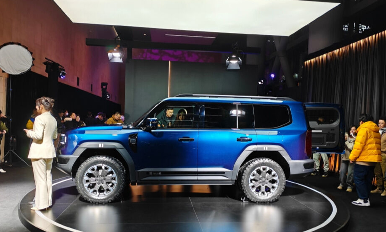 Çinli otomotiv devi piyasayı salladı! 4x4 dünyasında bir ilk : Suda ...