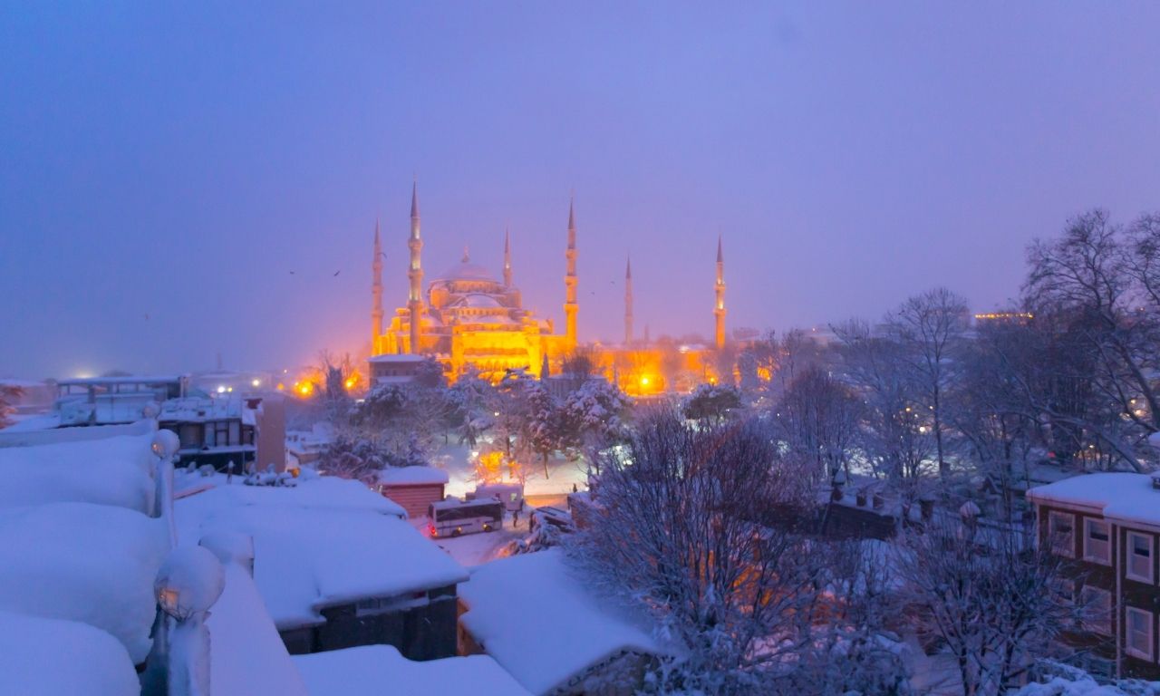 İstanbul’da kar fırtınası bu ilçeleri ‘kuvvetli’ vuracak! 12 ve 17 ...