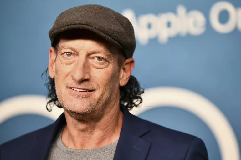 Oscar'da En İyi Yardımcı Erkek Oyuncu ödülünü alan Troy Kotsur kimdir ...