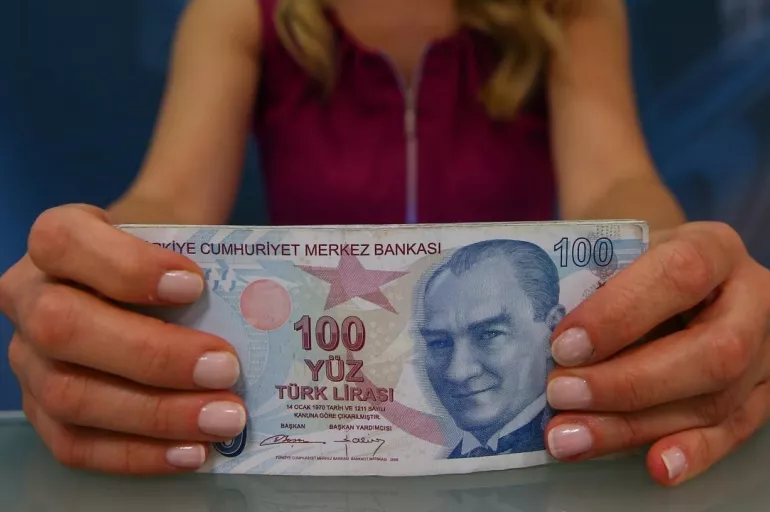 Son dakika: Milyonlara müjdeli haber! Asgari ücret 5 bin lirayı geçecek ... Son dakika: Milyonlara müjdeli haber! Asgari ücret 5 bin lirayı geçecek ...