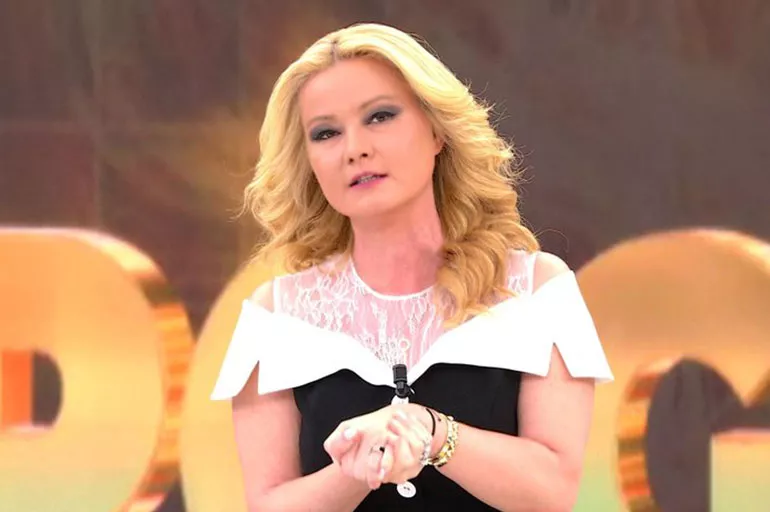 Kamera sallandı, Müge Anlı'nın gerçek hali ortaya çıktı! Efektsiz hali ...