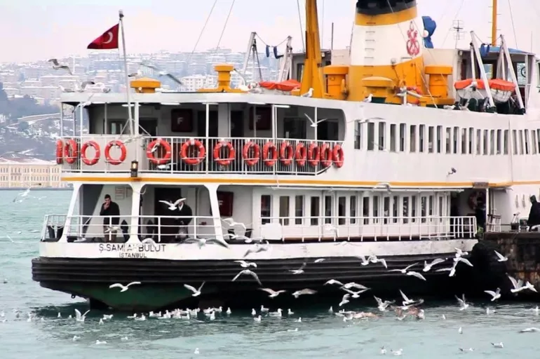 Rüyada vapur görmek ne demek? Rüyada vapura binmek ne anlama geliyor ... Rüyada vapur görmek ne demek? Rüyada vapura binmek ne anlama geliyor ...
