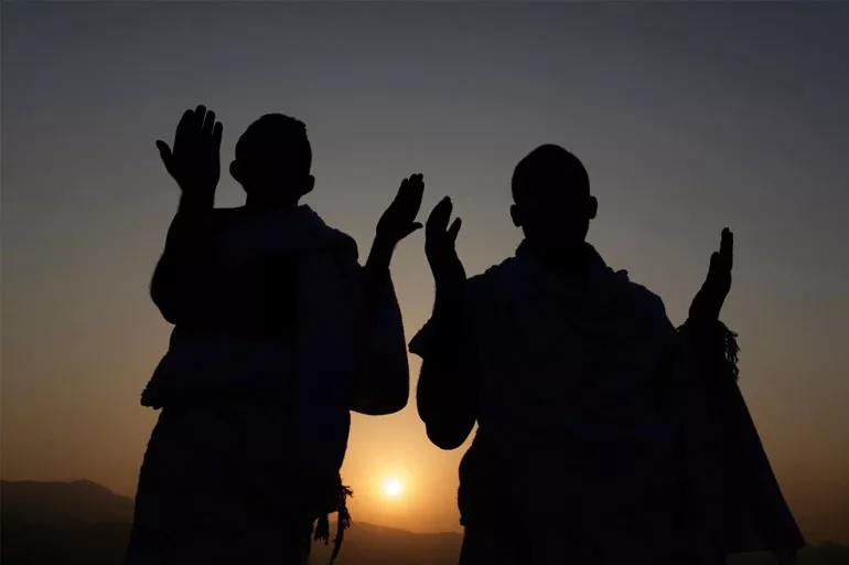 SALLİ BARİK DUASI OKUNUŞU / Allahümme Salli ve Allahümme Barik Duası ...