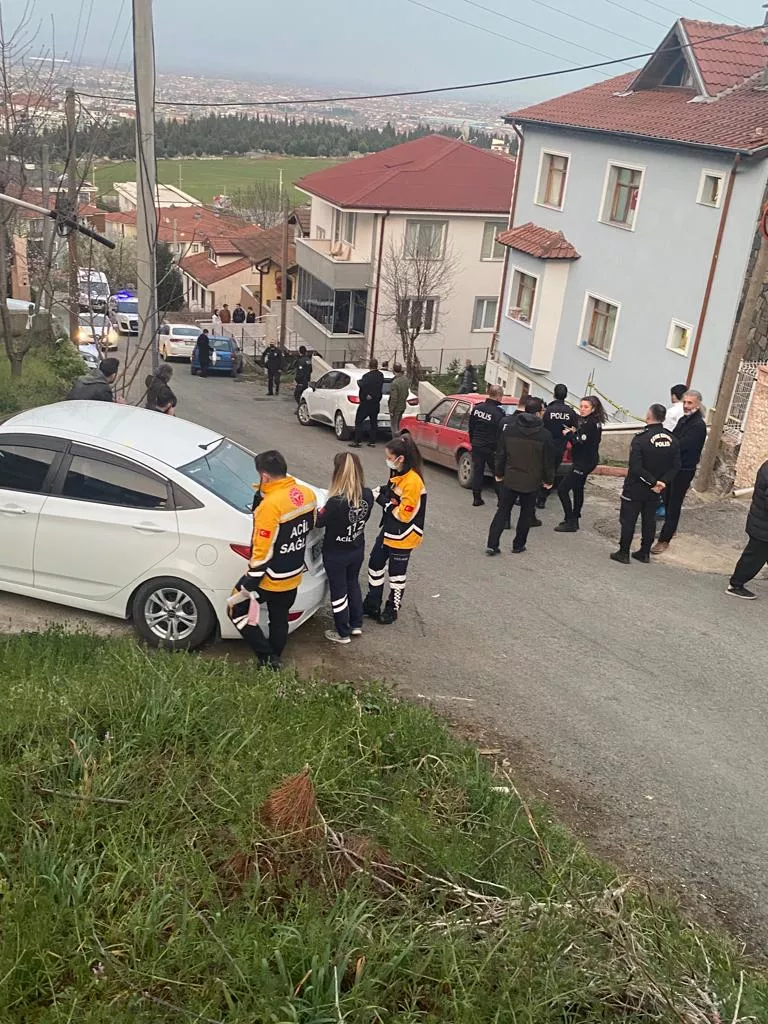 İftar saati ev tapusu katliamı: Ağabeyi, yengesi ve yeğenini öldürdü ...