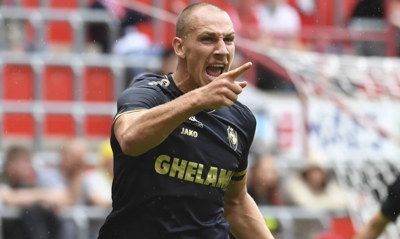 Michael Frey, QPR yolunda: İmzasını attı! - TRHaber