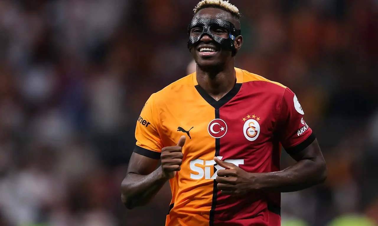 Victor Osimhen neden siyah maske takıyor, yüzüne ne oldu? - TRHaber