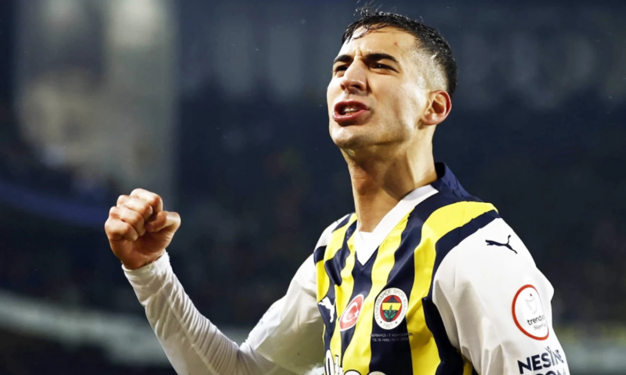 Fenerbahçeli Mert Müldür evleniyor! Sevgilisi Koprena Andjela'ya ...