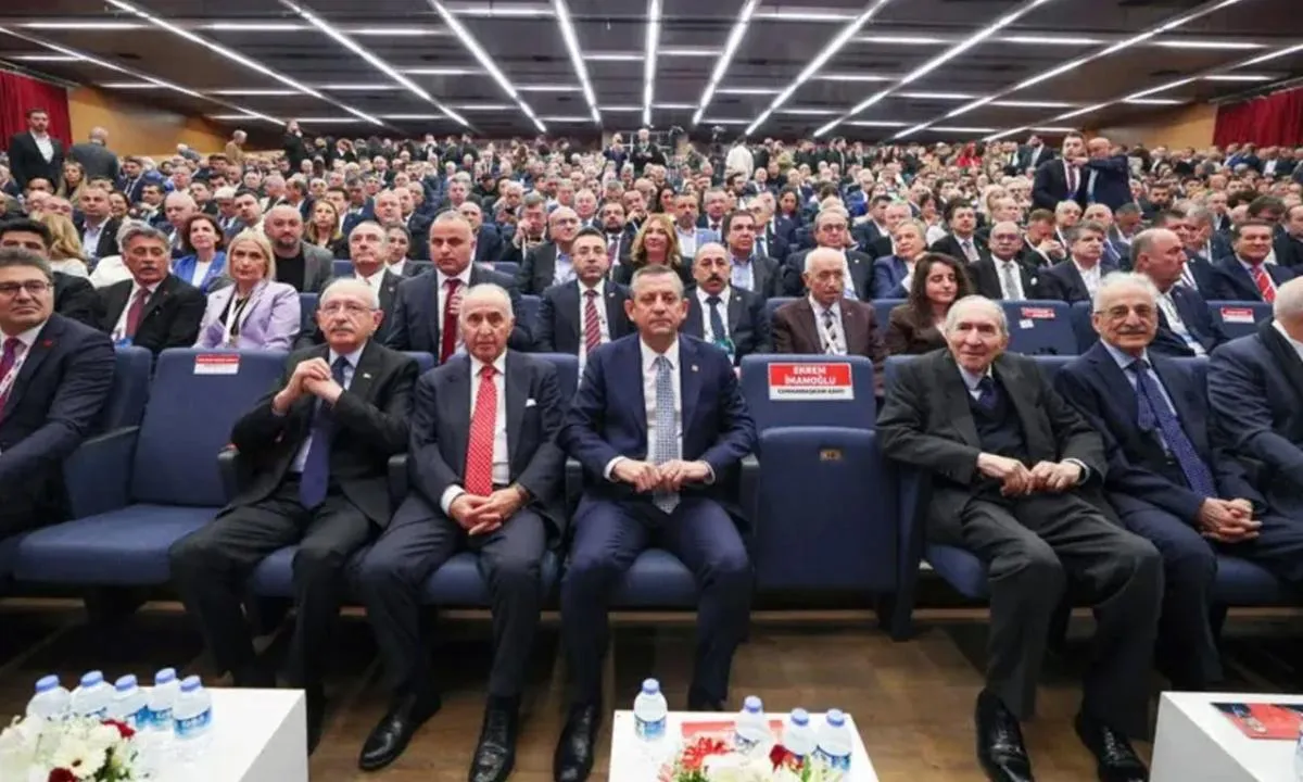 Skandal fotoğrafla kanıtlandı! CHP kurultayında şaibe böyle ...